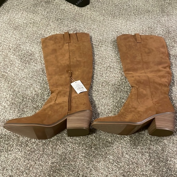Shoes | Tan Boot | Poshmark